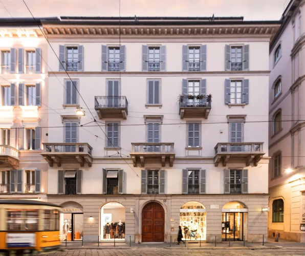 Domya - Manzoni 25 - 
