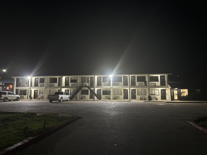 Eagle Inn - Gun Barrel City, TX