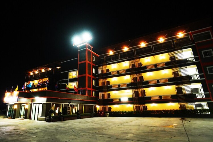 P.t. Grand Hotel - Kanchanaburi
