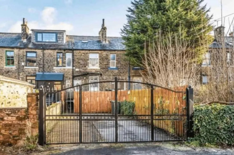 St Pauls Rd - Townhouse Accommodation - Bradford