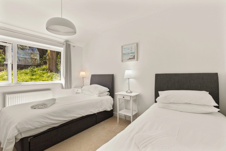 Am Byth - Luxury Cottage Sea Views - Wales