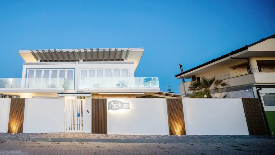 Etoiles Guest House - Gioia Tauro