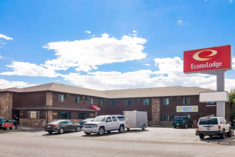 Econo Lodge Custer - Custer, SD
