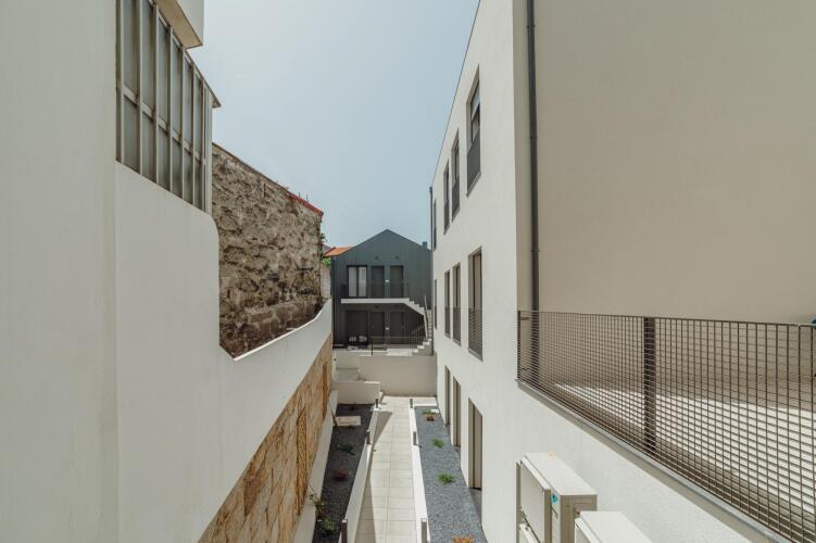 Courtyard Oporto Design Apartment C With Terrace - Valbom