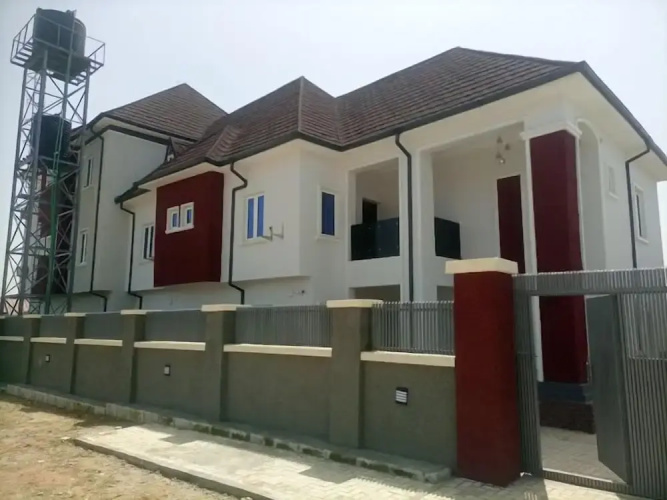 Royal Vintage Guest Inn - Abuja