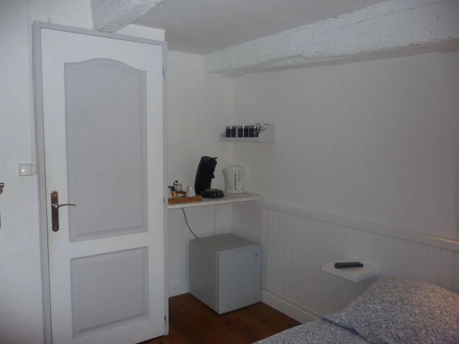 Le Logis Des Remparts à L'intérieur De La Cité Médiévale, Jardin Privé, Parking Inclus - Carcasona