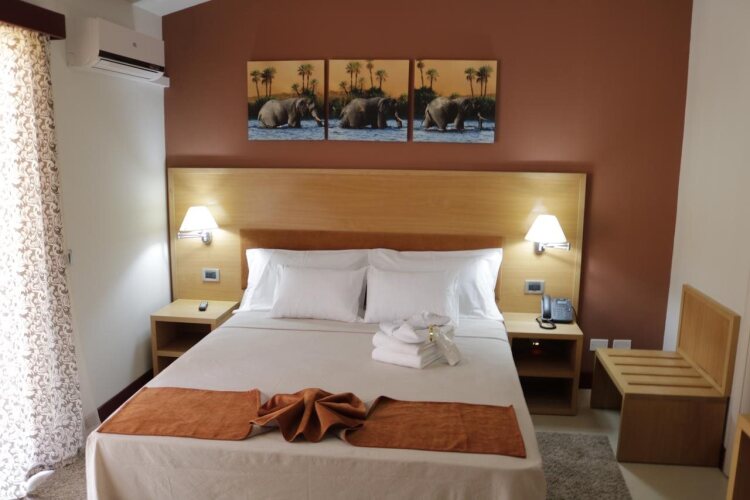 Hotel Pombas Brancas Resort - Árvore