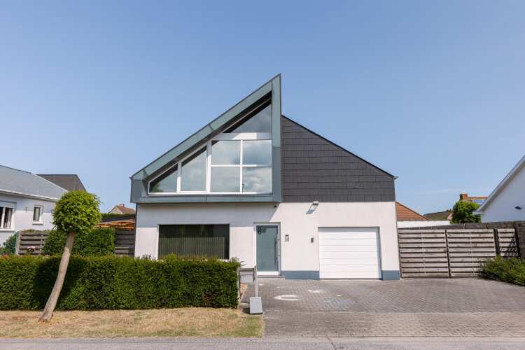 Spacious House With Garden And Parking - Brugge