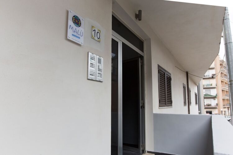Malu Suites - Messina