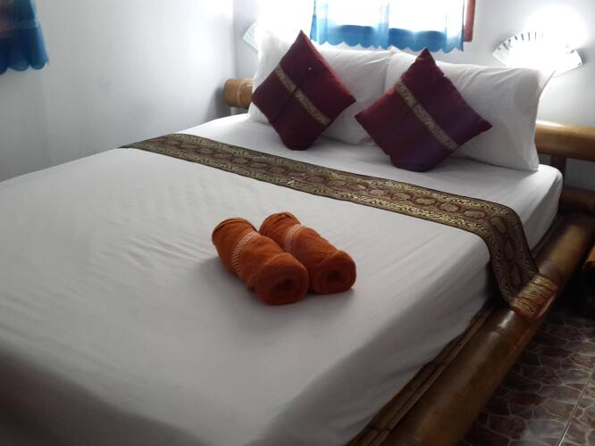 Phuket Airport Guesthouse - Nai Yang