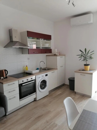 Kupus By Arena - Pula