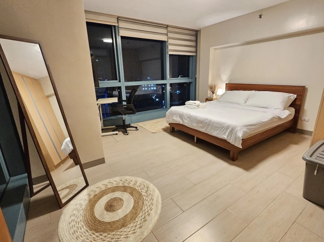 One Uptown Residence - Makati