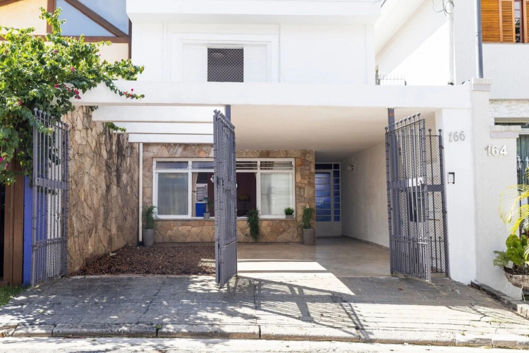 Casa Com 4 Quartos Na Vila Madalena - Pinheiros