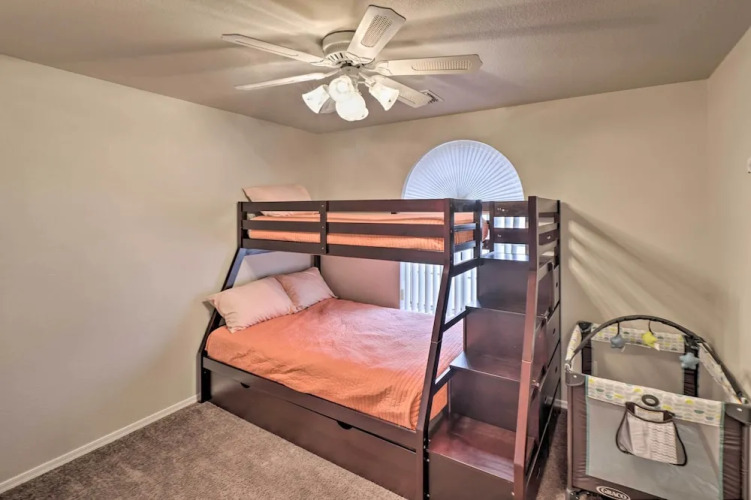 Fort Mohave Home W/ Hot Tub: 4 Mi To Co River! - Laughlin, NV