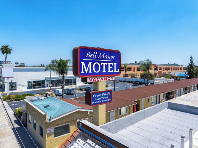 Bell Manor Motel - Monterey Park, CA