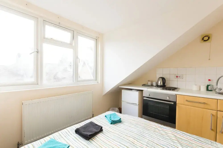 Pebbles Guest House - Flat 7 - Southampton, UK