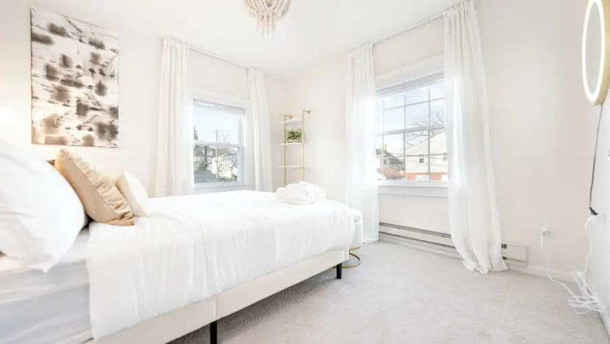 Ultra-modern Luxe Sleek & Stunning Stay - Greenwich, CT