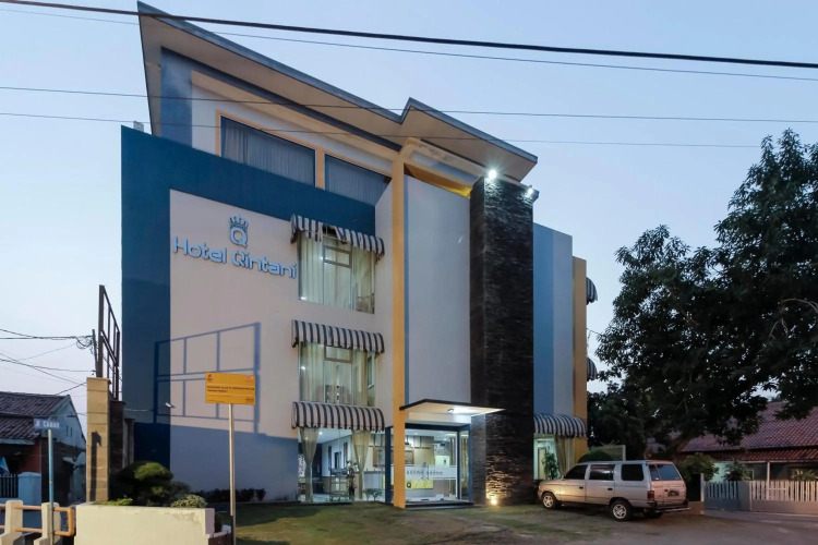 Reddoorz Plus @ Tuparev Cirebon - Cirebon