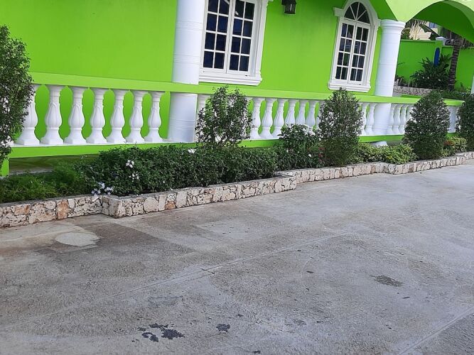 Pesheres Inn & Spa - Tobago