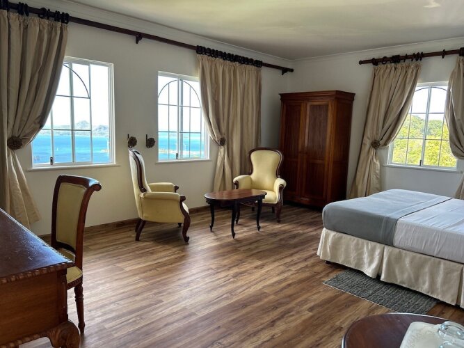 Beau Sejour Hotel - Victoria