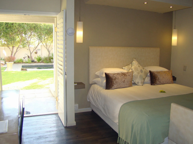 Hermanus Lodge On The Green - Hermanus