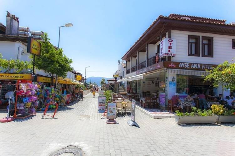 Mevsim Otel - Akyaka