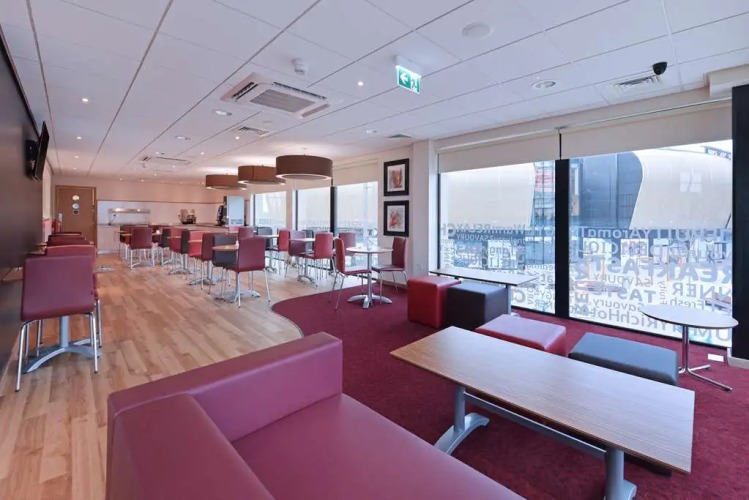 Travelodge Ashford Town Centre - East Sussex