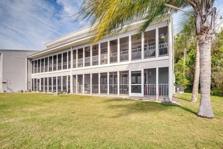 Condo On St Johns River W/ Boat Dock Access! - Welaka State Forest, Crescent City