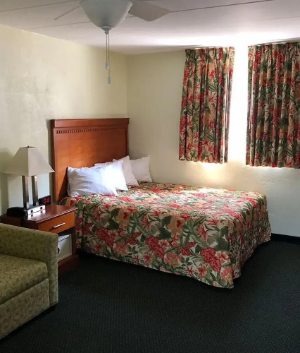 Relax Inn - New Castle, DE