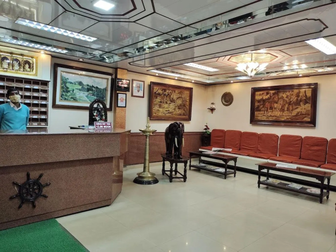 Hotel Alakapuri - Ooty