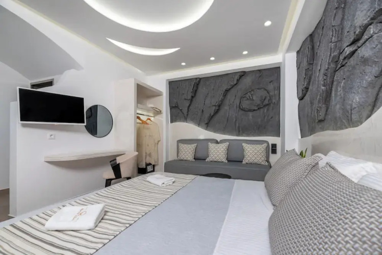 Mperes Villas - Santorini