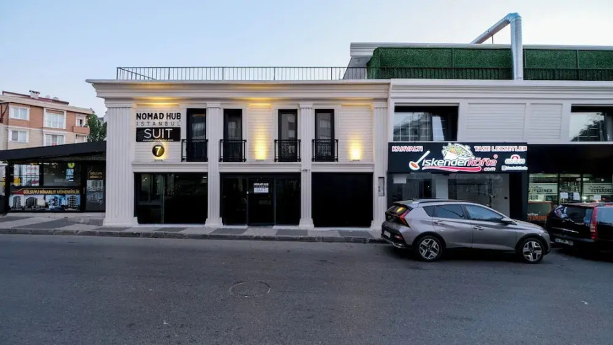 Nomad Hub Istanbul Suit Hotel - Estambul