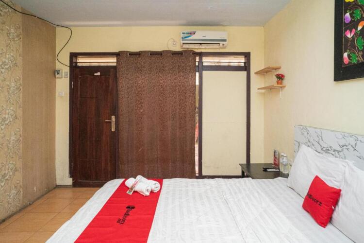 Reddoorz Near Cyber Mall - Malang