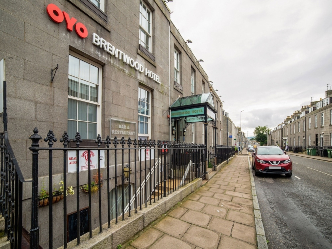 Oyo Flagship Brentwood - Aberdeen
