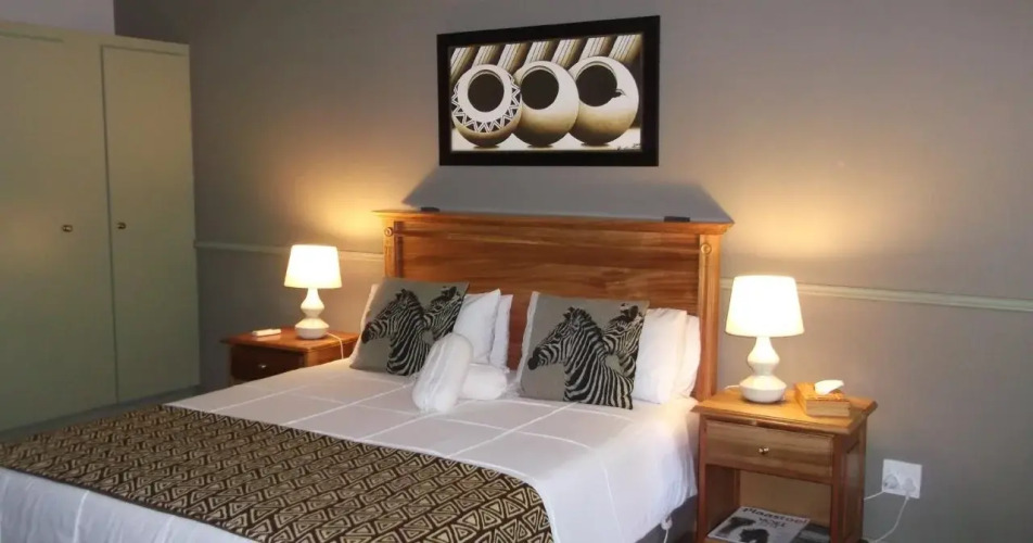 Housemartin Guest Lodge - De Rust