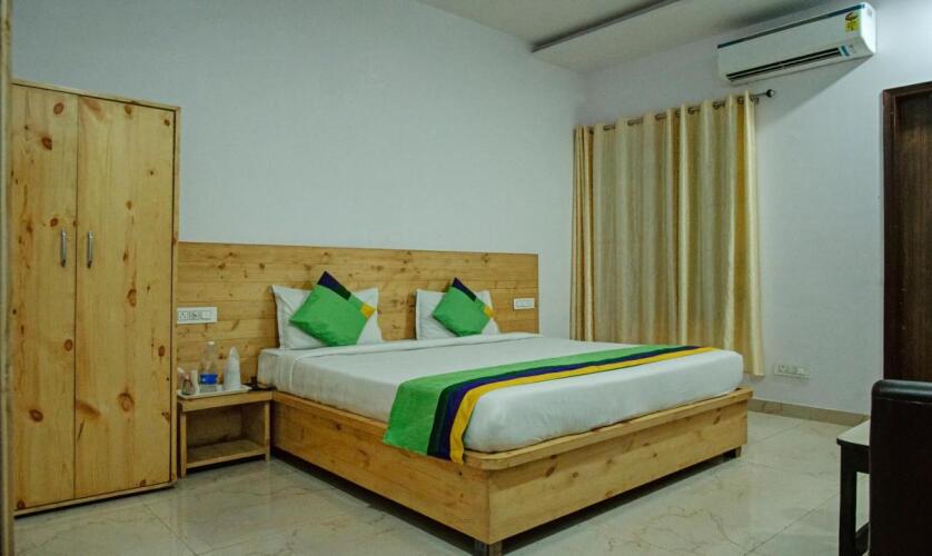 Treebo The King Mohali - Chandigarh