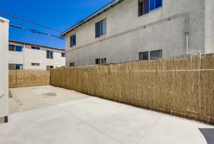 Blue Water Bungalow - San Diego, CA