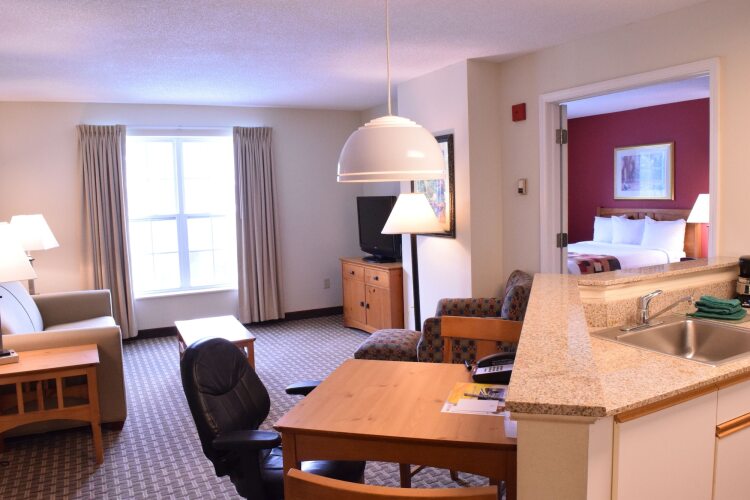 Cresthill Suites Syracuse - Syracuse, NY