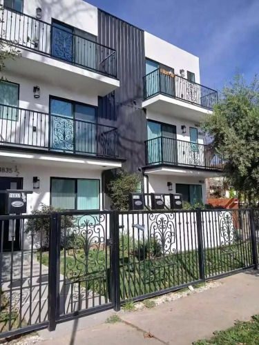 Gilmore One - Los Angeles, CA