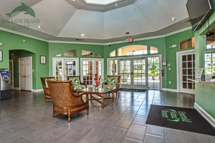 Jewel Of Emerald Island W/ Heated Pool! - Florida