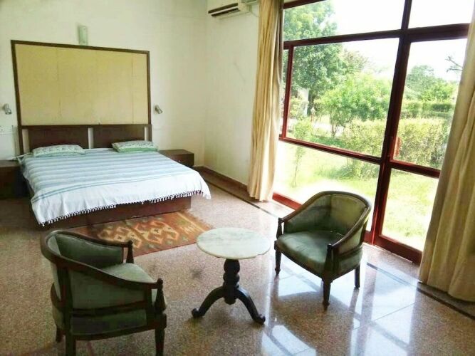 Estate Paradiso Jaipur - Jaipur