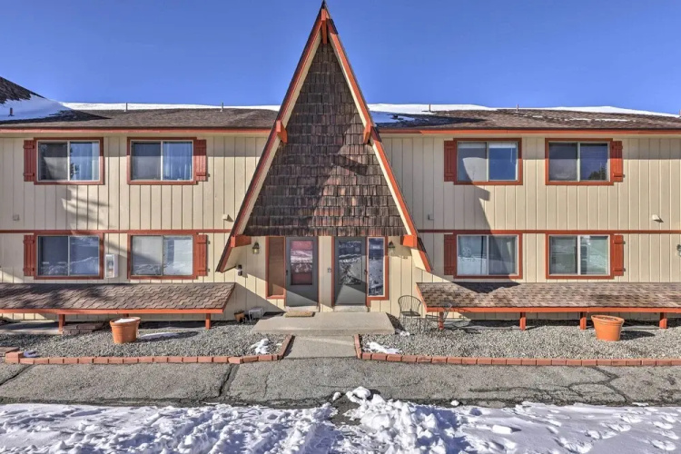 7 Mi To Keystone: Mtn-view Abode W/ Deck! - Dillon, CO