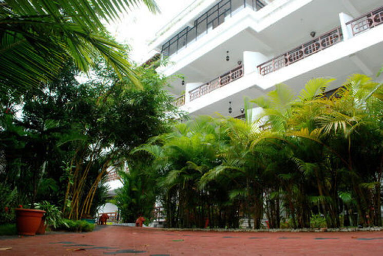 Chakra Ayurvedic Resort - Thiruvananthapuram