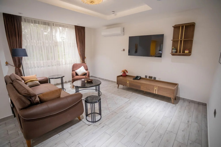 Veronique Heights - Kumasi