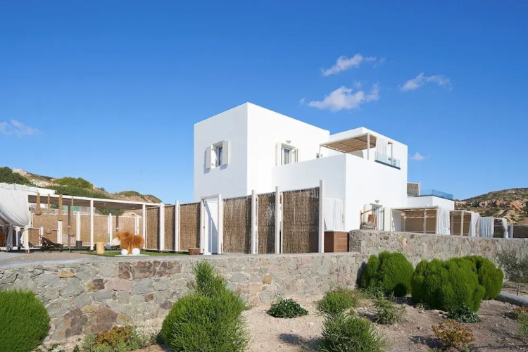 Volcano Luxury Suites Milos - Adults Only - Milos