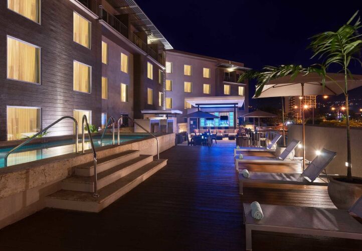 Courtyard By Marriott Kingston, Jamaica - Kingston