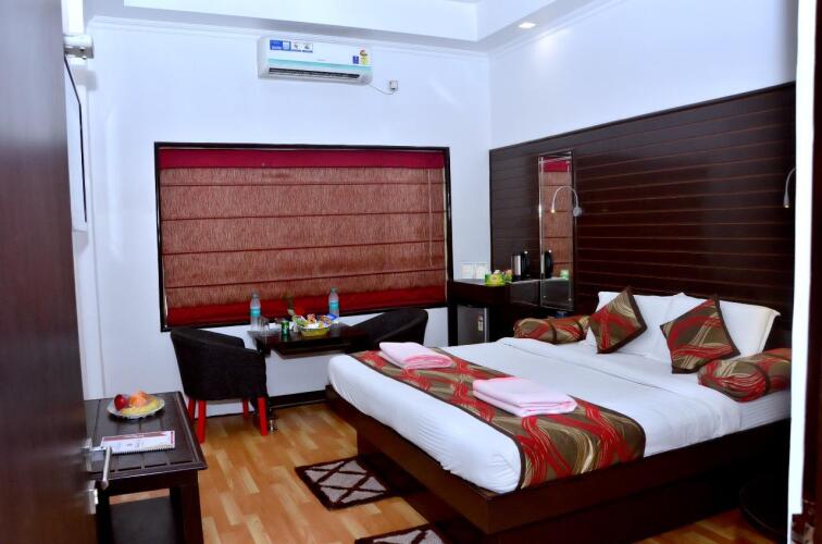 Le Leisure - Prayagraj