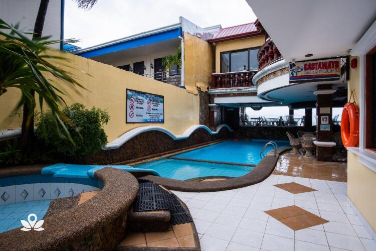 Palm Tree Resort And Restaurant - Olongapo