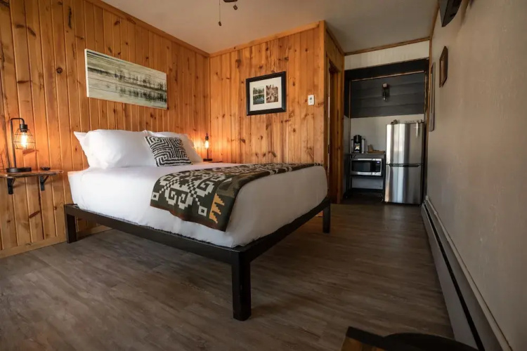 Columbia Point Resort - State of Washington