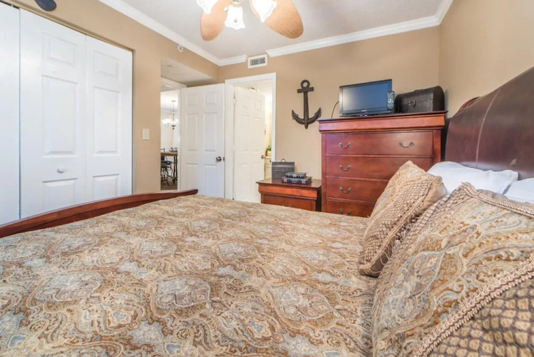 Pelican Beach Resort 213 - Destin, FL